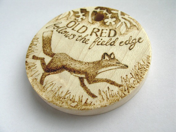 bird ahoy: old red fox pyrography